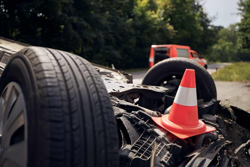 A Loose Tire Causes A Fatal Truck Accident In Texas | Legal Giant